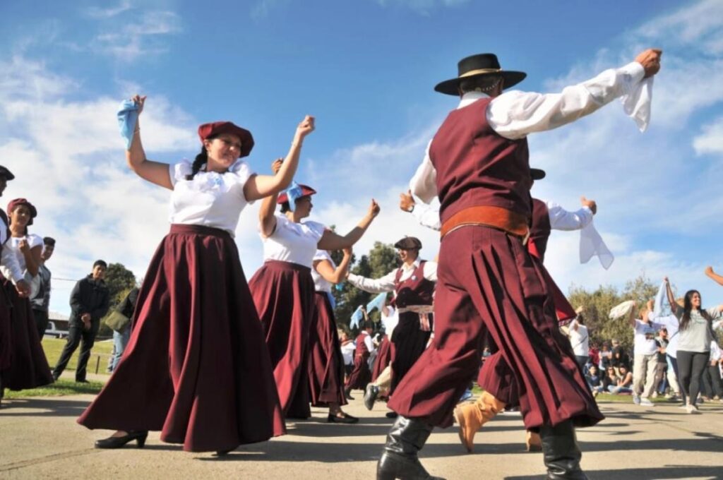 Zamba, la más argentina del repertorio folklórico nacional - Pampa ...